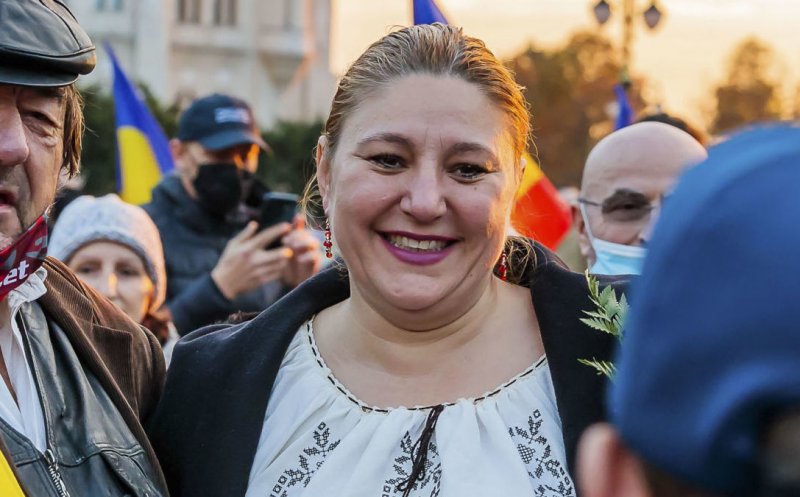 Diana Șoșoacă, a Rising Phenomenon in Romanian Politics ...