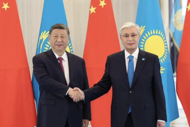 Chinese President Xi Jinping held talks with President Tokayev of ...